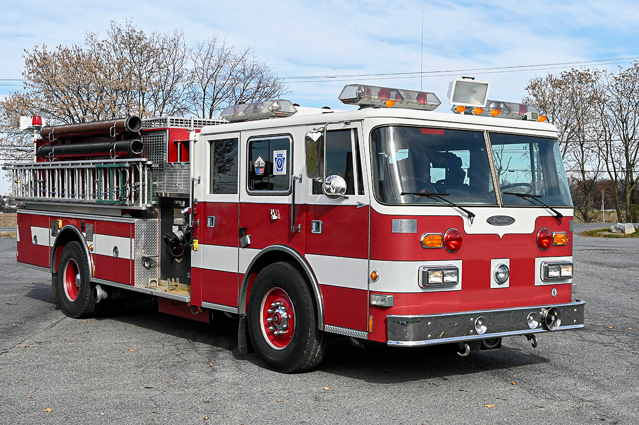 SOLD SOLD SOLD 1994 Pierce 1500/750 Rural Pumper - Command Fire Apparatus