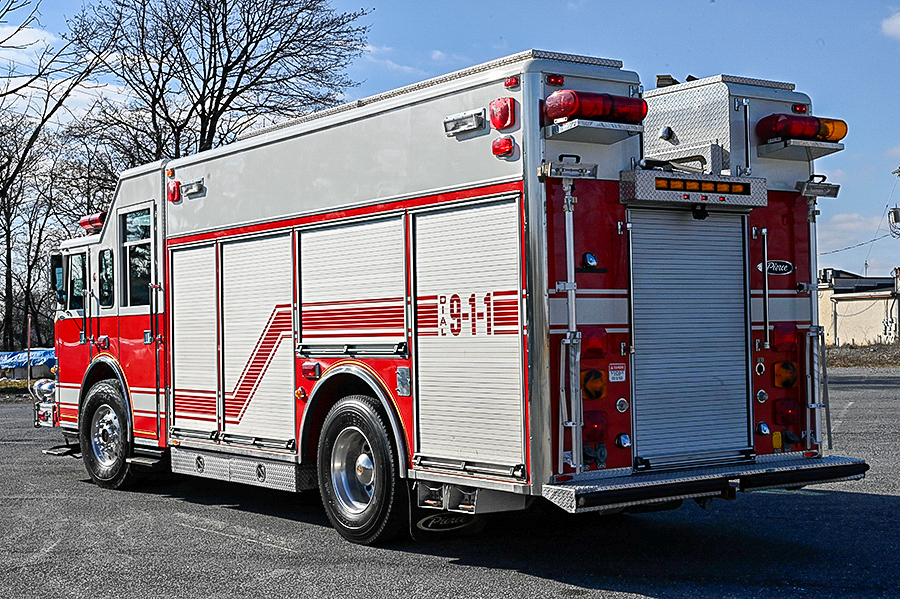 SOLD SOLD SOLD1998 Pierce Non Walk-In Heavy Rescue - Command Fire ...