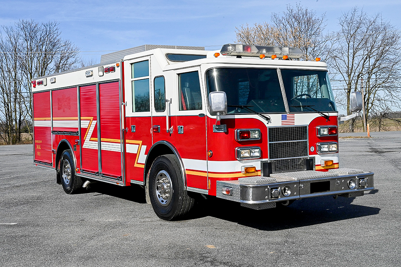 SOLD SOLD SOLD 2001 Pierce Non Walk-In Heavy Rescue - Command Fire ...
