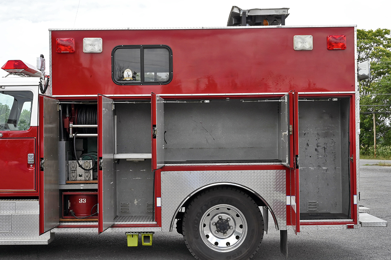 SOLD SOLD SOLD 1991 International Medium Duty Walk-In Rescue - Command ...